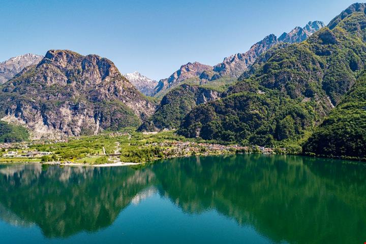 Il fratello minore del lago di Como è il tesoro italiano nascosto in ...