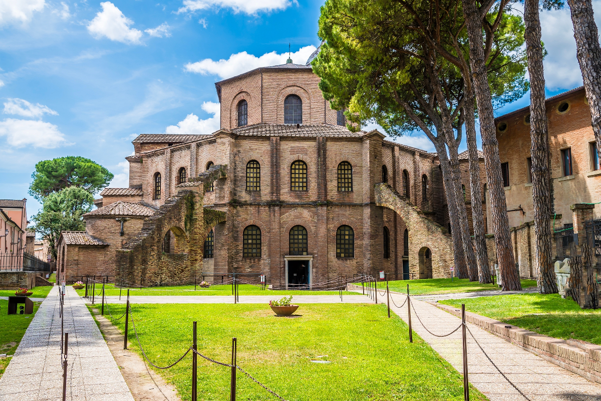 Ravenna in 10 tappe: i luoghi imperdibili della città che è stata 3 ...