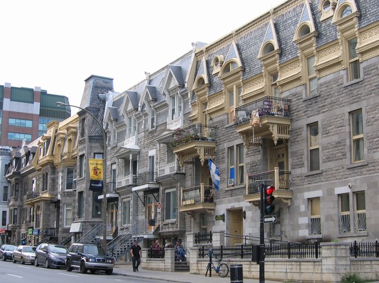 Photo rue saint denis montreal in Montréal - Pictures and Images of ...