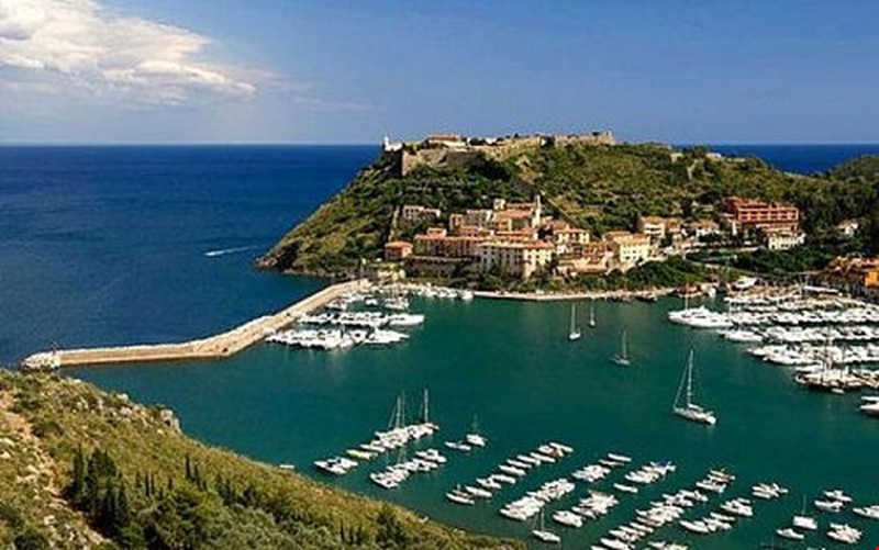 Orbetello Travel Guide: Useful information to visit Orbetello. 2 Reviews